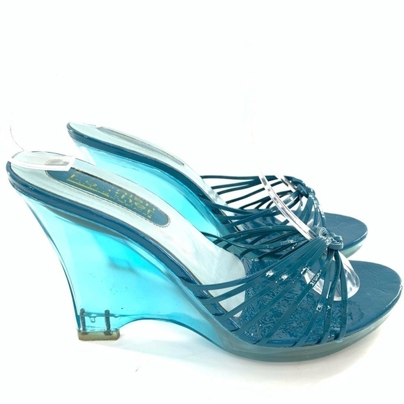 Vintage | Shoes | Spanish Leather Collection Heels 8 Blue Lucent ...